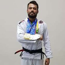 Ajude o atleta Matheus Gadelha | Vaquinhas online