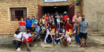 Projeto Vida & Carreira - Natal Solidário dos Raros | Vaquinhas online