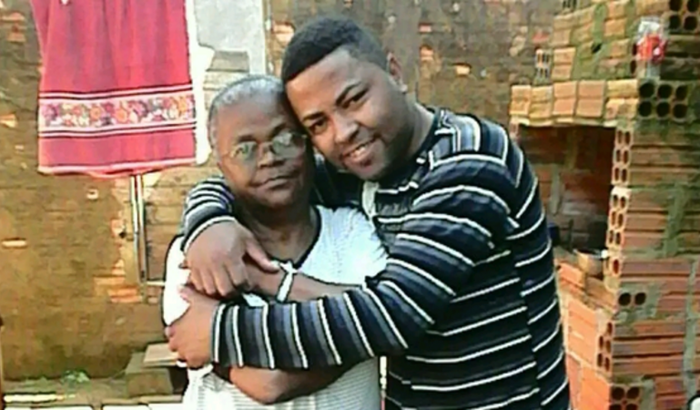 Uma mãe de Deus que merece ser valorizada | Vaquinhas online