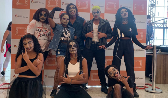 Ajuda para Figurinos e adereços para o figurino do meu grupo de dança ...