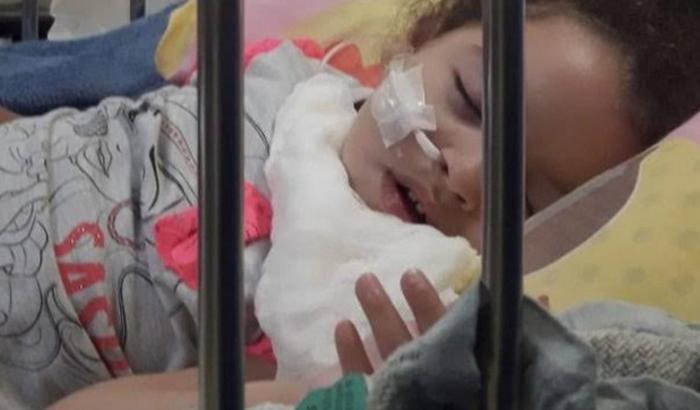 Ajude minha filha , que está com uma bactéria rara | Vaquinhas online Ajude minha filha , que está com uma bactéria rara | Vaquinhas online