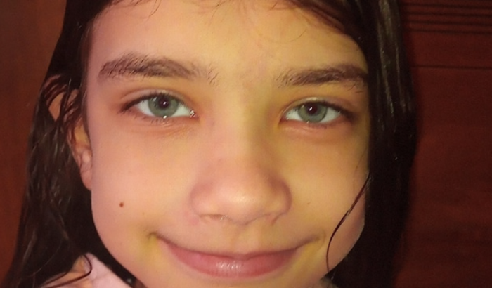 Comprar o aparelho auditivo pra minha filha de 12 anos | Vaquinhas online