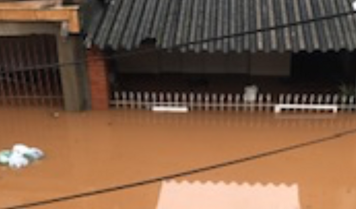 reparação de danos causados pelas enchentes no RS | Vaquinhas online