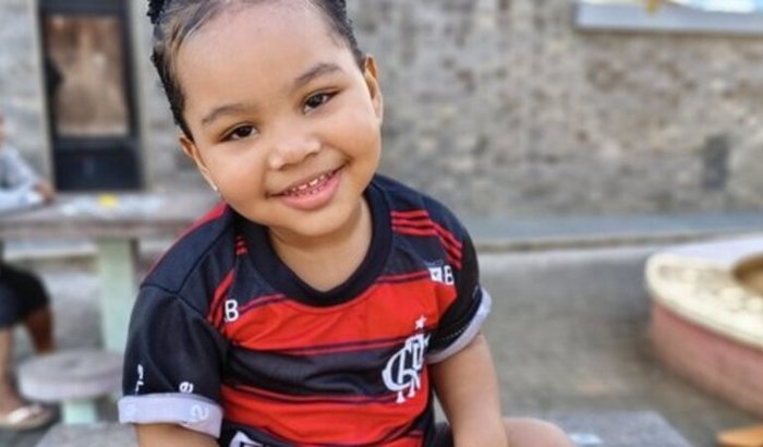 Ajude a Rayka Maria a realizar o sonho de ouvir. | Vaquinhas online