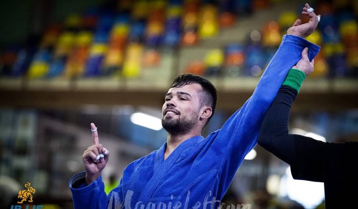 Ajude o atleta Matheus Gadelha | Vaquinhas online